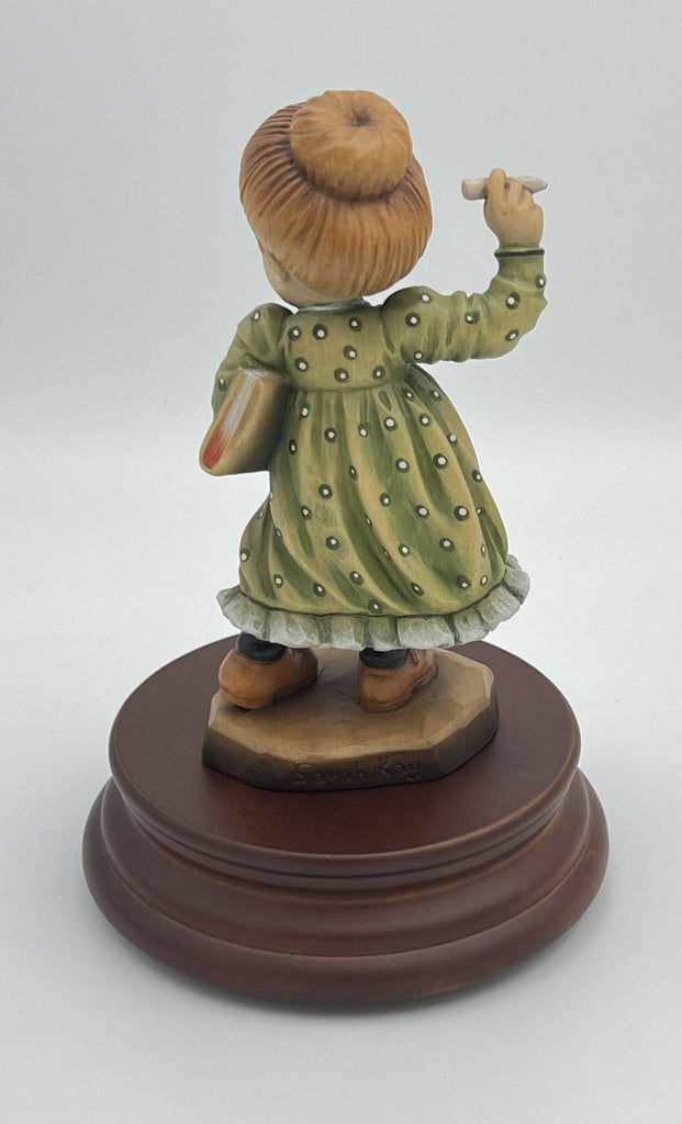 317 Figurinesarah Kay Themusicboxshop