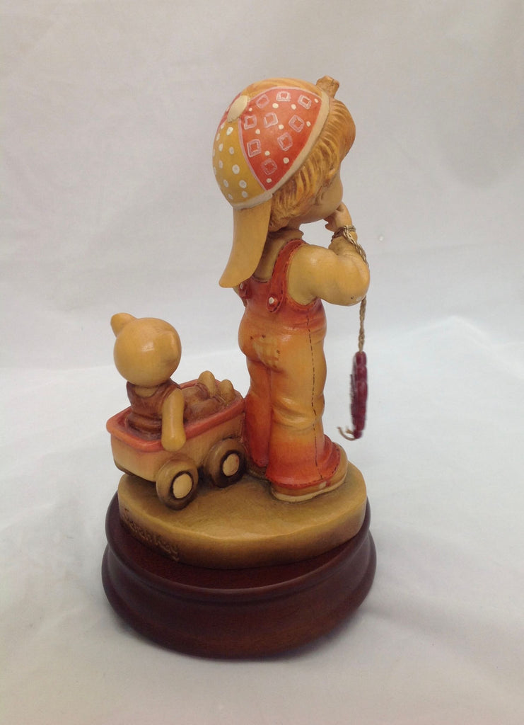 #357 Figurine\Sarah Kay – TheMusicBoxShop